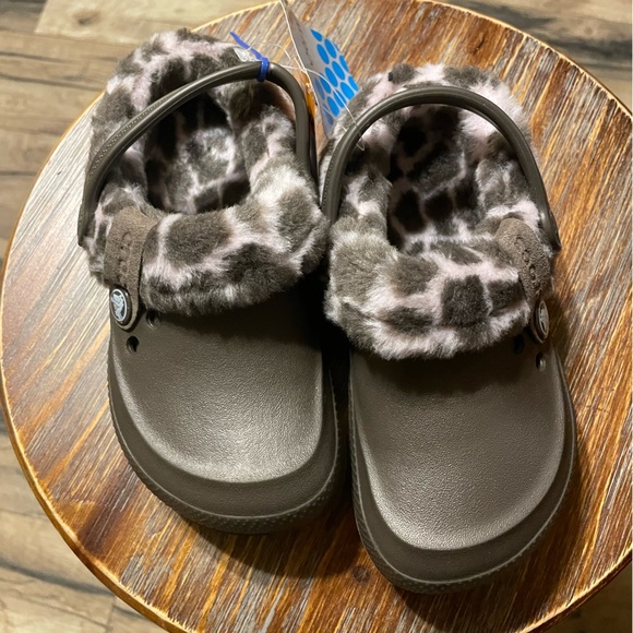 CROCS | Shoes | Nwt Crocs Blitzen Ii Animal Pack Girls Pewterbubblegum ...